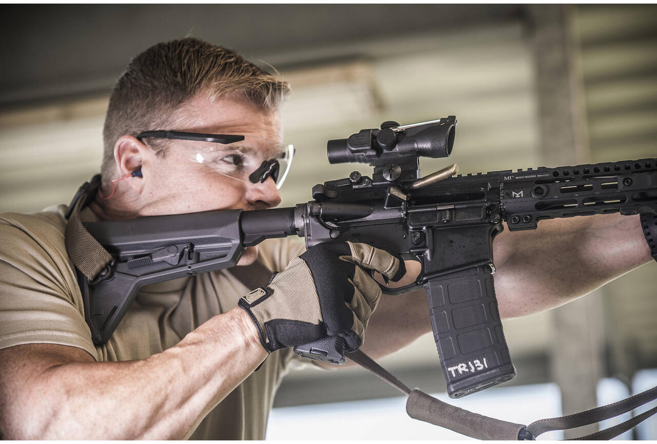 Trijicon 4x32 ACOG LED Illuminated Scope and 3.25 MOA Red Dot Type 2 ...